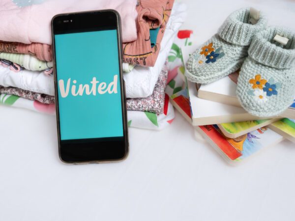 Vinted Scams to Watch Out For: Stay Safe & Shop Smart